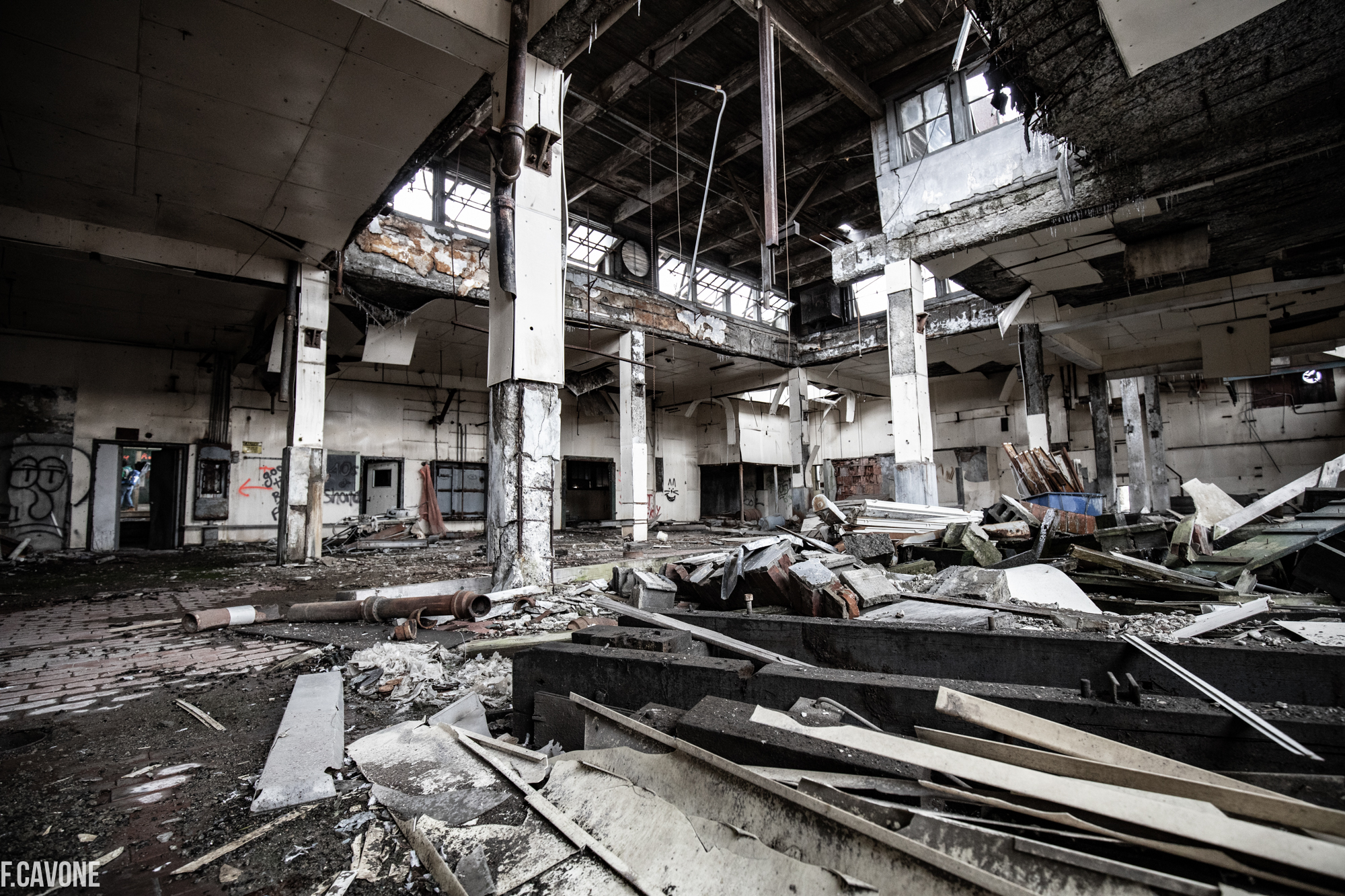 Video: Exploring Abandoned Tobin's First Prize Center in Albany, NY ...